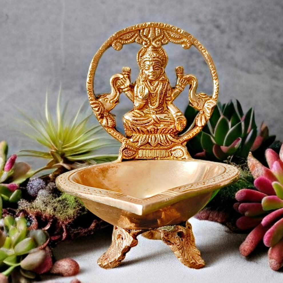 Antique Brass Diya | Traditional Pital Oil Lamp | Home Decor Collectib ...